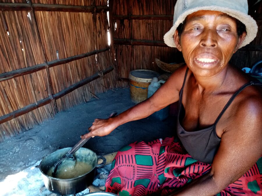 How drought is pushing more people into hunger in southern Madagascar ...