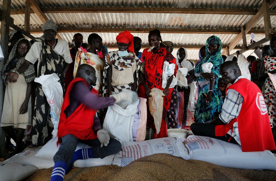 How food cards empower refugee women like Khamisa in Sudan | World Food ...