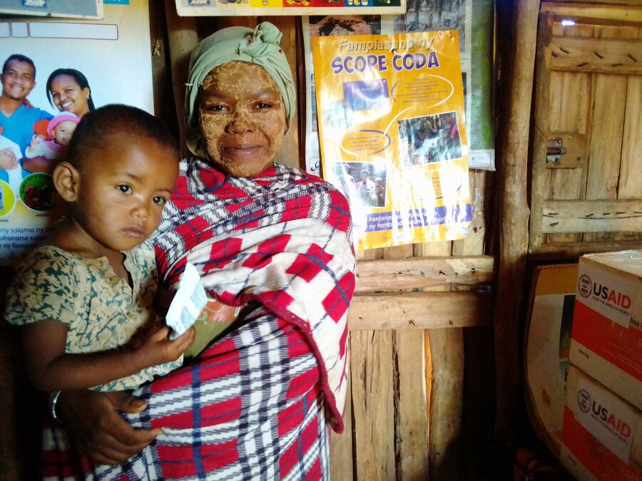 How drought is pushing more people into hunger in southern Madagascar ...