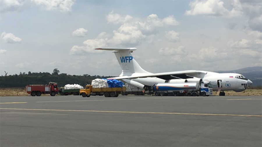 Behind the scenes: humanitarian airdrops in South Sudan | World Food ...