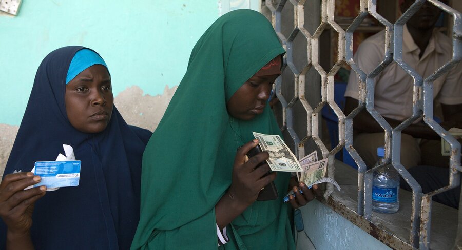 Cash provides a vital lifeline in Somalia | World Food Programme