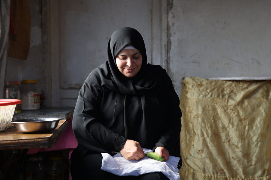 'I replace milk with tea for my children': Taekwondo champ in Syria ...