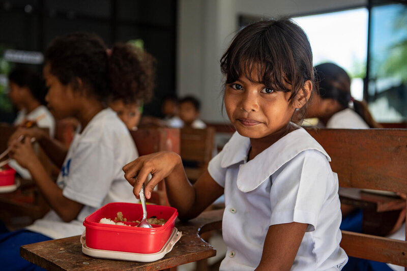 Philippines: How farm-to-school meals are bringing children back to ...