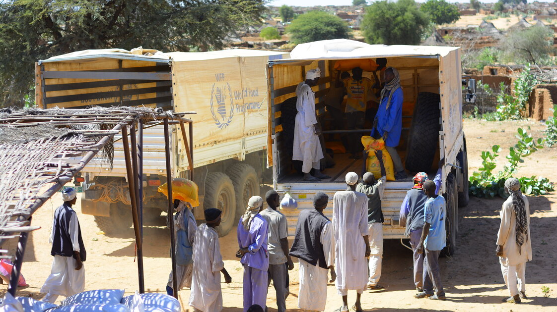 Amid hunger and famine in Sudan, a WFP aid convoy is en route with ...